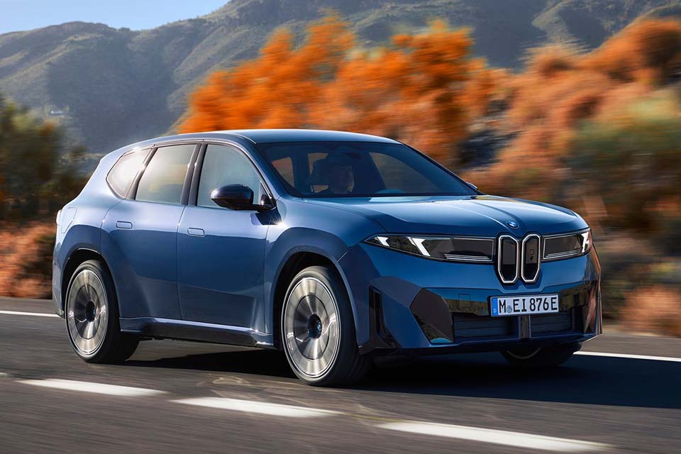 "브랜드 새 시대 여는 전기 SUV" BMW, 첫 노이어 클라쎄 'iX3' 공개